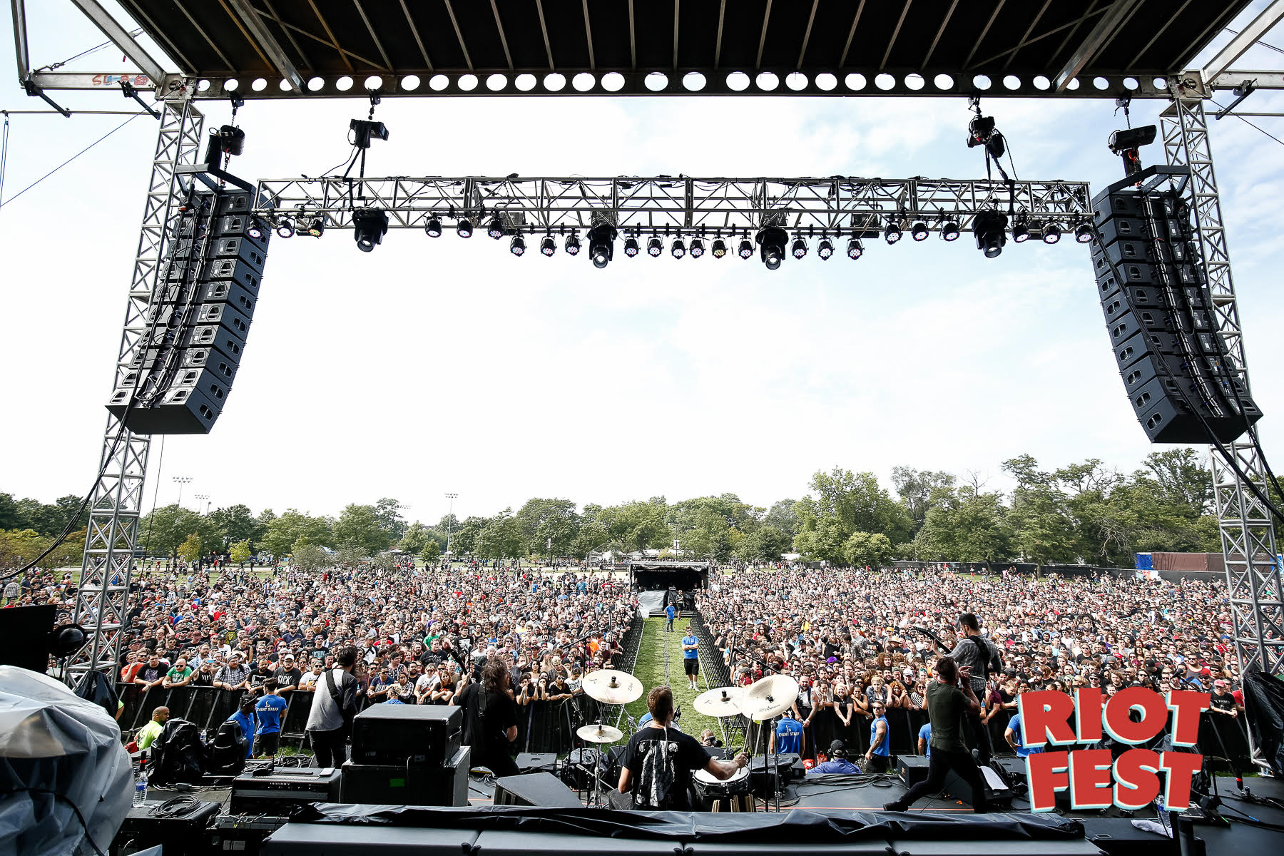 RIOT FEST REVIEW – OC MUSIC NEWS